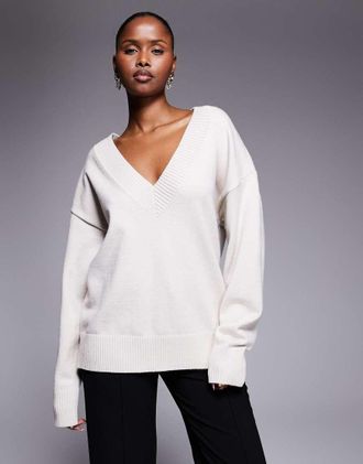 Good American Pull en maille &agrave; d&eacute;collet&eacute; plongeant en V - Cr&egrave;me-Blanc