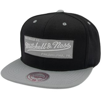 Mitchell & Ness Box 2 Tone Logo - Flat Visor Snapback Basecap, Red-Black