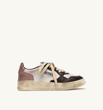 Autry BASKETS MEDALIST LOW SUPER VINTAGE EN CUIR BLANC PEONY ET HOT FUDGE
