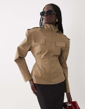 Asos blazer &agrave; d&eacute;tails utilitaires cintr&eacute; en kaki-Vert
