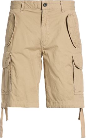 Liu Jo HOSEN & R&Ouml;CKE - Shorts & Bermudashorts auf YOOX.COM