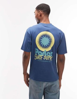 Parlez Clothing Winston - T-Shirt in Blau mit Grafikprint auf dem R&uuml;cken