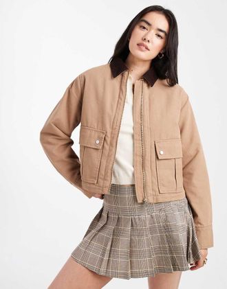 New Look Barnjacke in Hellbraun mit kurzem Schnitt-Brown