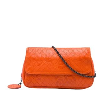 Bottega Veneta Sac bandouli&egrave;re en cuir gaufr&eacute; pr&eacute;-aim&eacute; - Femme - Pre-owned - Orange - Taille: ONE Size