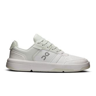 On THE ROGER Clubhouse