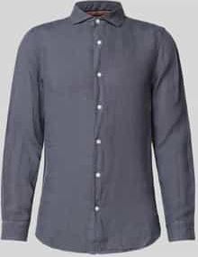 Superdry Regular Fit Leinenhemd mit Haifischkragen Modell Vacation