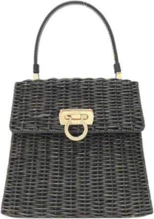 Ferragamo Pre-owned Sac seau en paille et cuir de veau - Femme - Pre-owned - Noir - Taille: ONE Size