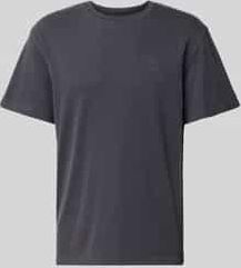 Deus T-Shirt mit Label-Stitching und Rundhalsausschnitt