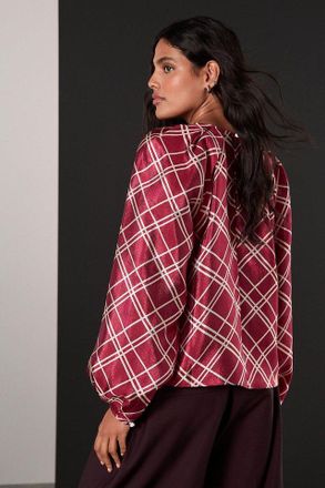 Next Langarmbluse Bluse mit volumin&ouml;sen langen &Auml;rmeln (1-tlg)