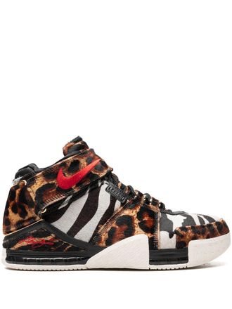 Nike LeBron 2 Beast Sneakers - Schwarz