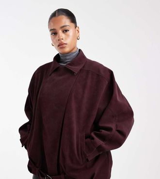 Asos Curve ASOS DESIGN Curve - Blouson style motard oversize et souple en imitation cuir - Bordeaux-Brown