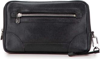 Louis Vuitton Clutches - Taiga Neo Pavel Clutch - Gr. unisize - in Schwarz - f&uuml;r Damen