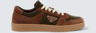 Prada Baskets en Re-Nylon et daim