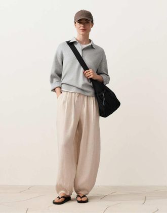 Oysho Plissierte Ballonhose aus 100% Leinen in Sandbeige meliert-Neutral