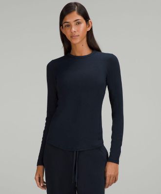 lululemon Hold Tight Langarmshirt f&uuml;r Frauen - Gr&ouml;&szlig;e 10 in True Navy
