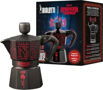 Bialetti Moka Express Stranger Things 3 Tassen, Musikalischer Knauf mit USB-C Ladefunktion, nicht induktionsgeeignet, 3 Tassen (130 ml), Schwarz