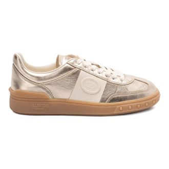 Valentino Garavani Graue Leder-Sneakers mit Nieten - - Shoes - Damen - Gelb - 37 1/2 EU