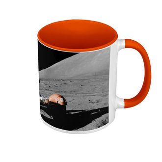 Fabulous Tasse Farbe Premium Orange - Mondfahrzeug, historisches Foto, Mond, Crateres Mission Apollo - Tasse mit Henkel und farbigem Innenraum