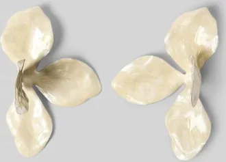 Comma Ohrringe in floraler Optik