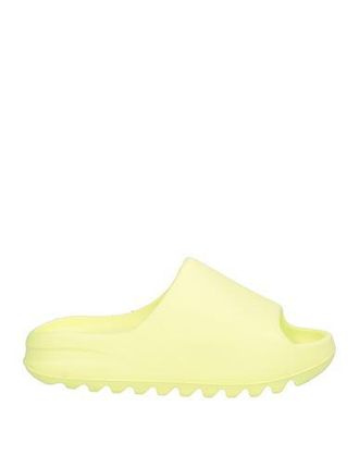 Yeezy by Kanye West CHAUSSURES - Sandales sur YOOX.COM