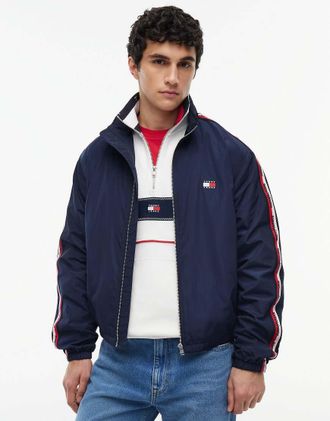 Tommy Jeans Jacke mit Global-Streifenband und Rei&szlig;verschluss in Dunkelblau
