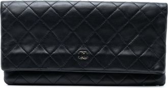 Chanel Clutches - Quilted Lambskin CC Beauty Foldover Clutch - Gr. unisize - in Schwarz - für Damen