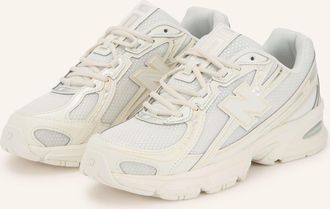 New Balance Sneaker 740 beige