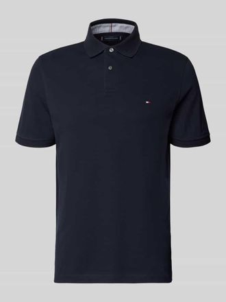 Tommy Hilfiger Regular Fit Poloshirt mit Logo-Stitching