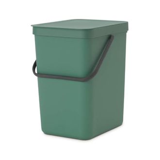 Brabantia Sort & Go Abfalleimer mit Deckel 25 L (dunkelgr&uuml;n), platzsparender Pfandsammler mit Griff, abnehmbarer, feststellbarer Deckel, leicht zu reinigender g