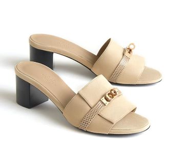 Herm&egrave;s Gigi 50 Sandals Size 38.5