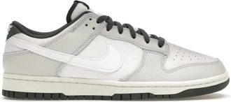 Nike Low-Top Sneaker - Nike Dunk Low Retro SE Photon Dust Vintage Green - Gr. 38,5 (EU) - in Weiß - für Damen