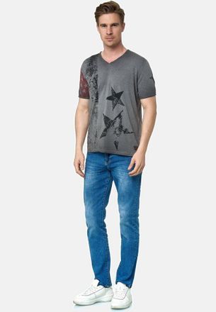 Rusty Neal T-Shirt mit V-Neck