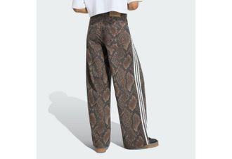 adidas Originals Jogginghose DENIM-HOSE, LOCKER GESCHNITTEN, SCHLANGENPRINT (1-tlg)