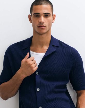 Selected Chemise l&eacute;g&egrave;re en maille boutonn&eacute;e bleu fonc&eacute;