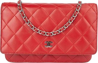 Chanel Crossbody Bags - Chanel Quilted Lambskin Wallet On Chain Crossbody - Gr. unisize - in Rot - f&uuml;r Damen