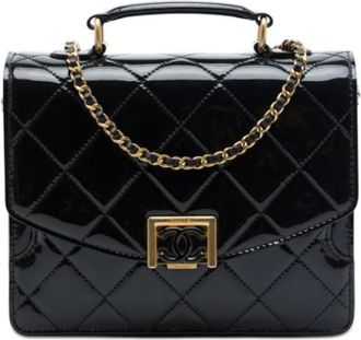 Chanel Sac bandouli&egrave;re matelass&eacute; en cuir verni Pre-owned - Femme - Pre-owned - Noir - Taille: ONE Size