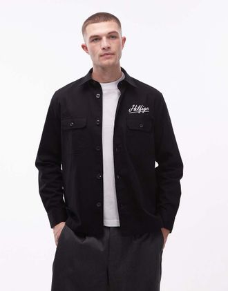 Tommy Hilfiger Surchemise &agrave; chevrons et logo graphique sur la poitrine - Noir