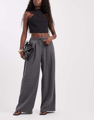 Only Nur weit geschnittene, elegante Bundfaltenhose in Dunkelgrau