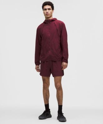 lululemon Mile Maker Run Crew Shorts mit Liner aus -Stoff f&uuml;r M&auml;nner - 15 cm - Gr&ouml;&szlig;e 2XL in Burgundy Bay