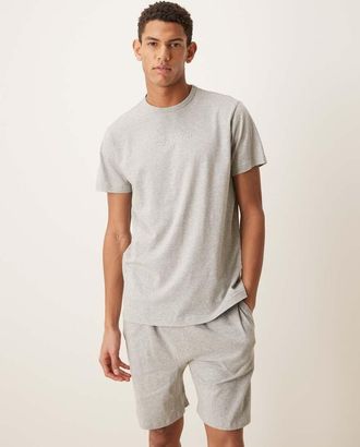 Calvin Klein Pyjama mit T-Shirt und Shorts aus Jersey in Grau