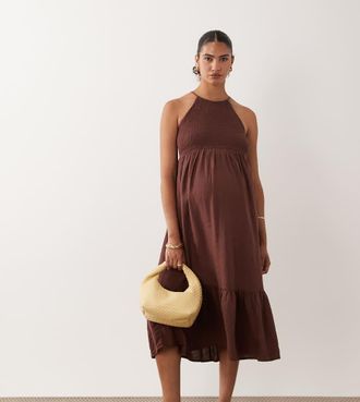 Mama Licious Mamalicious Maternity - Robe caraco mi-longue avec jupe &agrave; volants et corsage fronc&eacute; - Chocolat-Marron