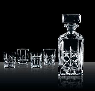 Nachtmann 5-teiliges Whisky Set aus 1x Karaffe 750 ml und 4x Whisky Gl&auml;ser 345 ml, Highland, 98196, Whisky Geschenkset aus Kristallglas, sp&uuml;lmaschinenfest