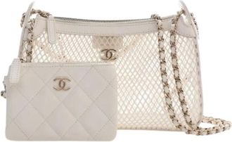 Chanel Sac bandouli&egrave;re en maille pr&eacute;-poss&eacute;d&eacute; - Femme - Pre-owned - Blanc - Taille: ONE Size