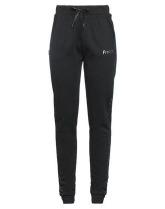Freddy BAS - Pantalons sur YOOX.COM