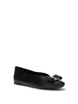 Ferragamo Womens Vara Bow Ballerinas Black Calf Leather Bos Taurus Flat Shoes