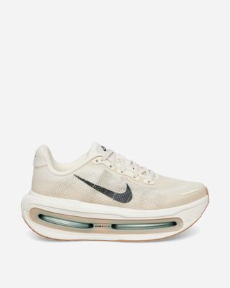 Nike Vomero Premium Sneakers Pale Ivory / Sand Drift / Jade Horizon