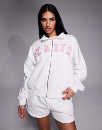KAIIA Sweatshirt in Wei&szlig; und Rosa mit Logo-Stickerei, durchgehendem Rei&szlig;verschluss und Stehkragen, Kombiteil