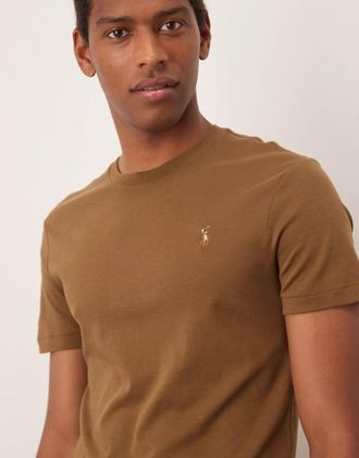 Polo Ralph Lauren T-Shirt aus Pima-Baumwolle in Braun mit Logo
