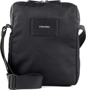 Calvin Klein CK Must T Reporter CK Black