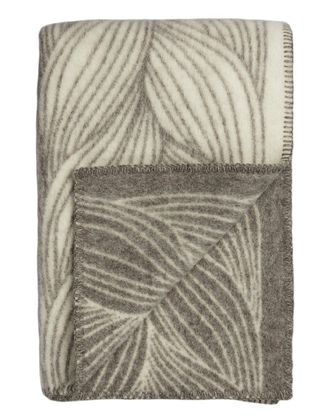 Roros Tweed Naturpledd Flette - Wolldecke aus norwegischer Lammwolle - Design von Kristine Five Melvær - Deckenmaße: 135 x 200 cm